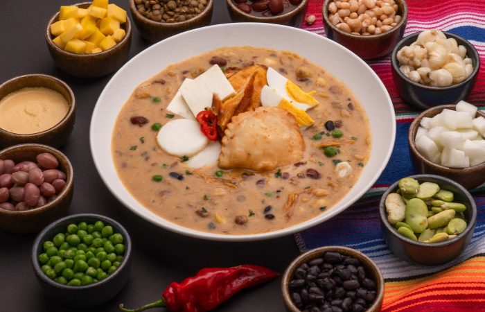 LA FANESCA DE ORO VERDE: TRADICIÓN Y SABOR QUE UNE A ECUADOR - Ece ...